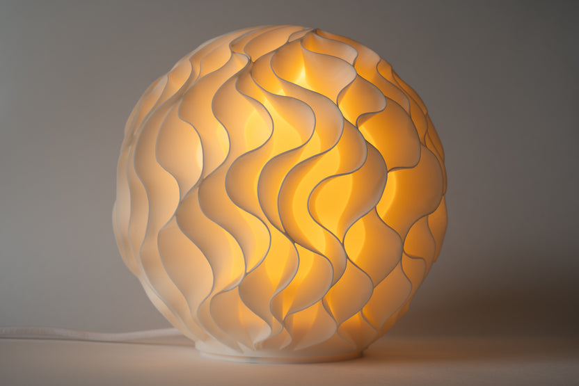 O10 Growth Sculpted Lamp – Leora