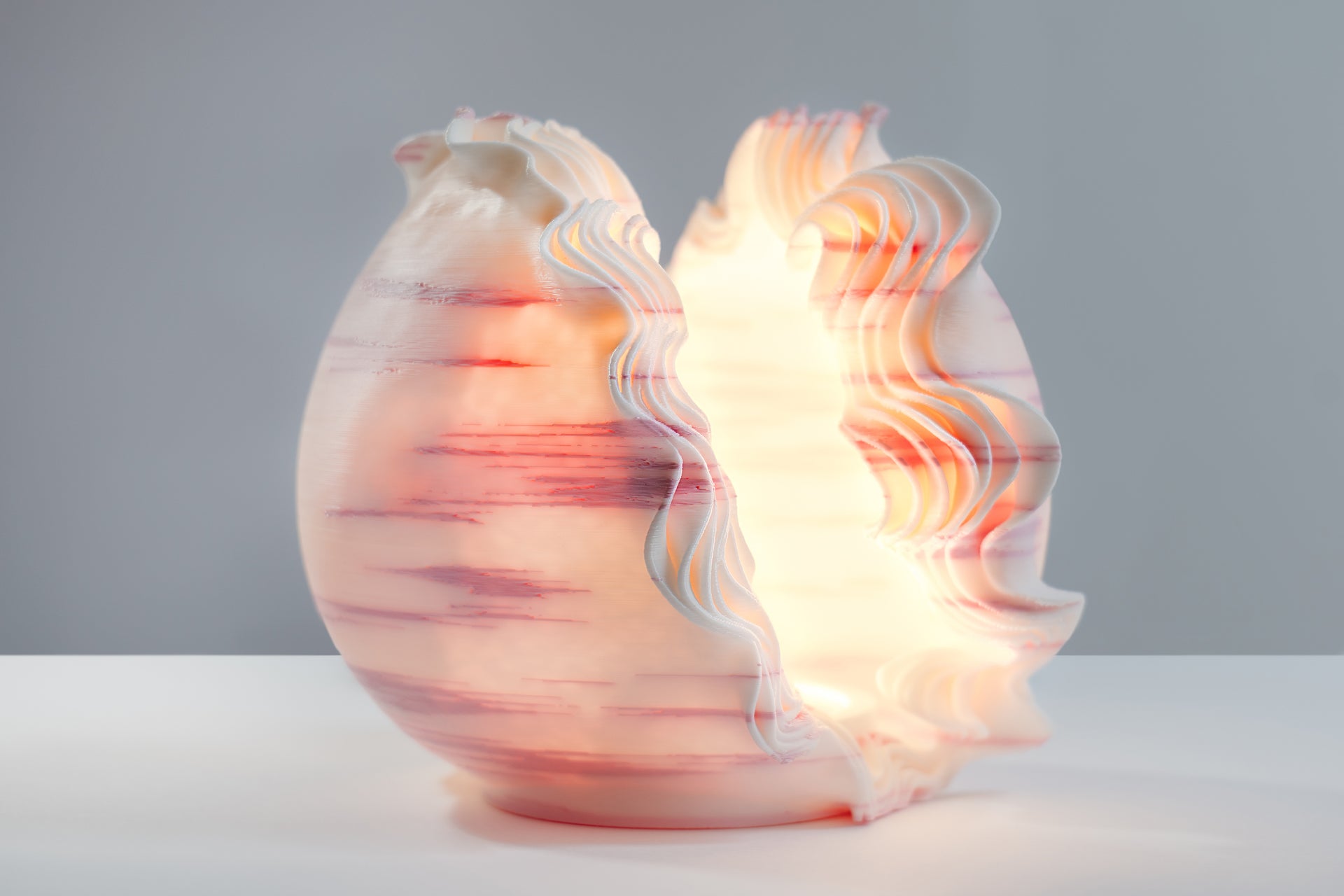 O11-s Ocean Petals Sculpted Mini Lamp – Leora